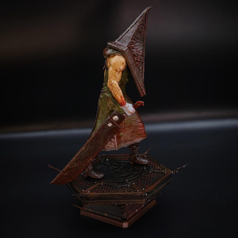 Silent Hill Pyramid Head Statue Horror Hand Painted High Quality Art ...