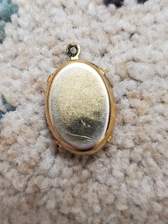 Vintage Dancing Pendant - Gem