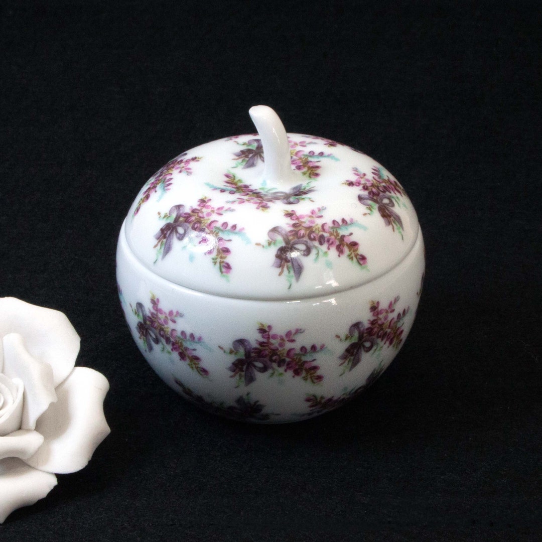 Royal KPM Bavaria Porcelain Box Apple, Jewelry Box, Scattered Flowers ...