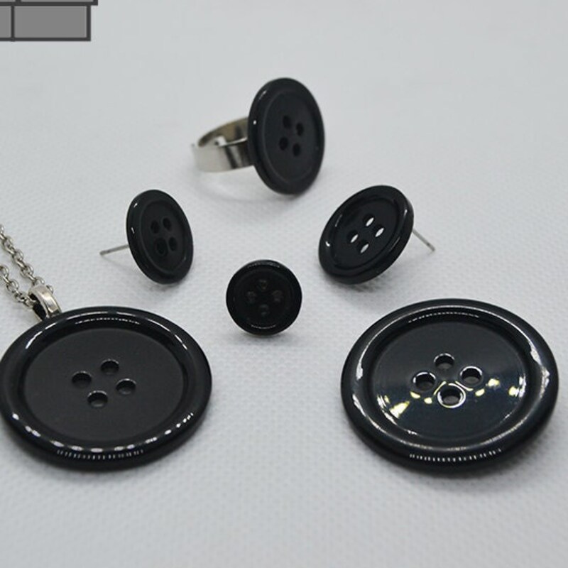 Coraline Buttons - Etsy