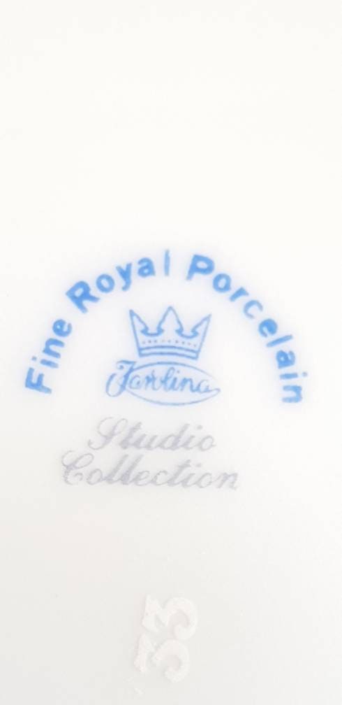 19 Piece Dinner Set Vintage Fine Royal Porcelain Karolina Studio ...