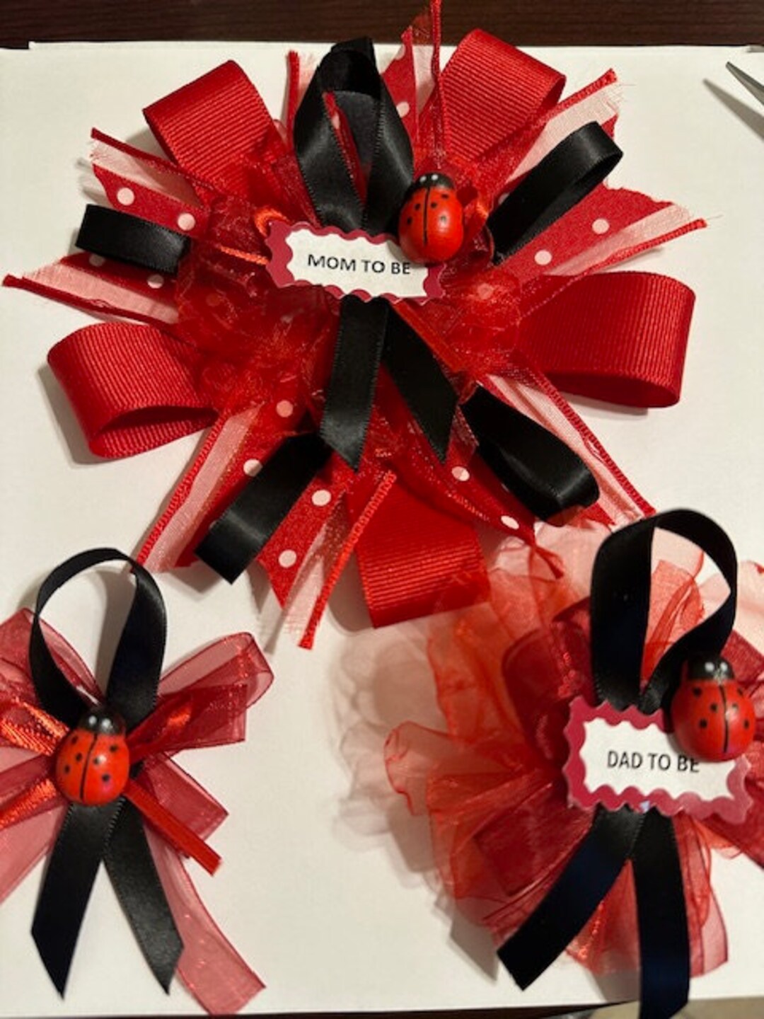 48 Lady Bug Guest Pins and One Mom Dad to Be Corsage for Baby Shower ...