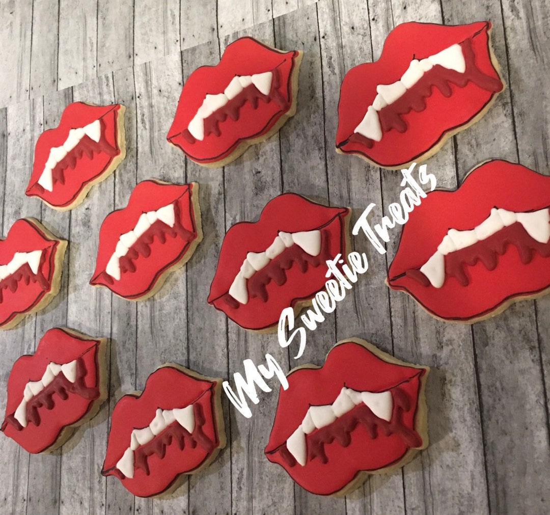 Vampire Teeth Halloween Cookies | Spooky Gothic Party Favors | Edible ...