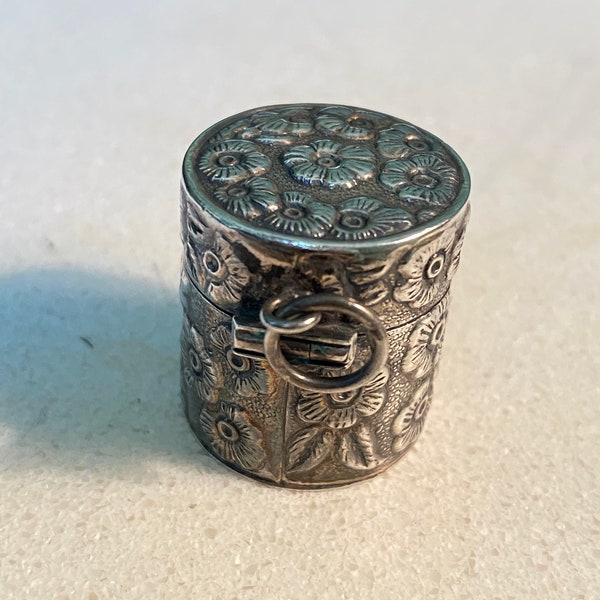 Antique Thimble and Case - Etsy