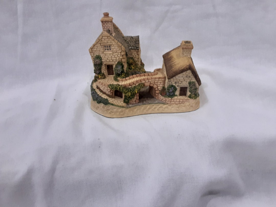 David Winter Porcelain Collectable House Christmas Decoration Limited ...