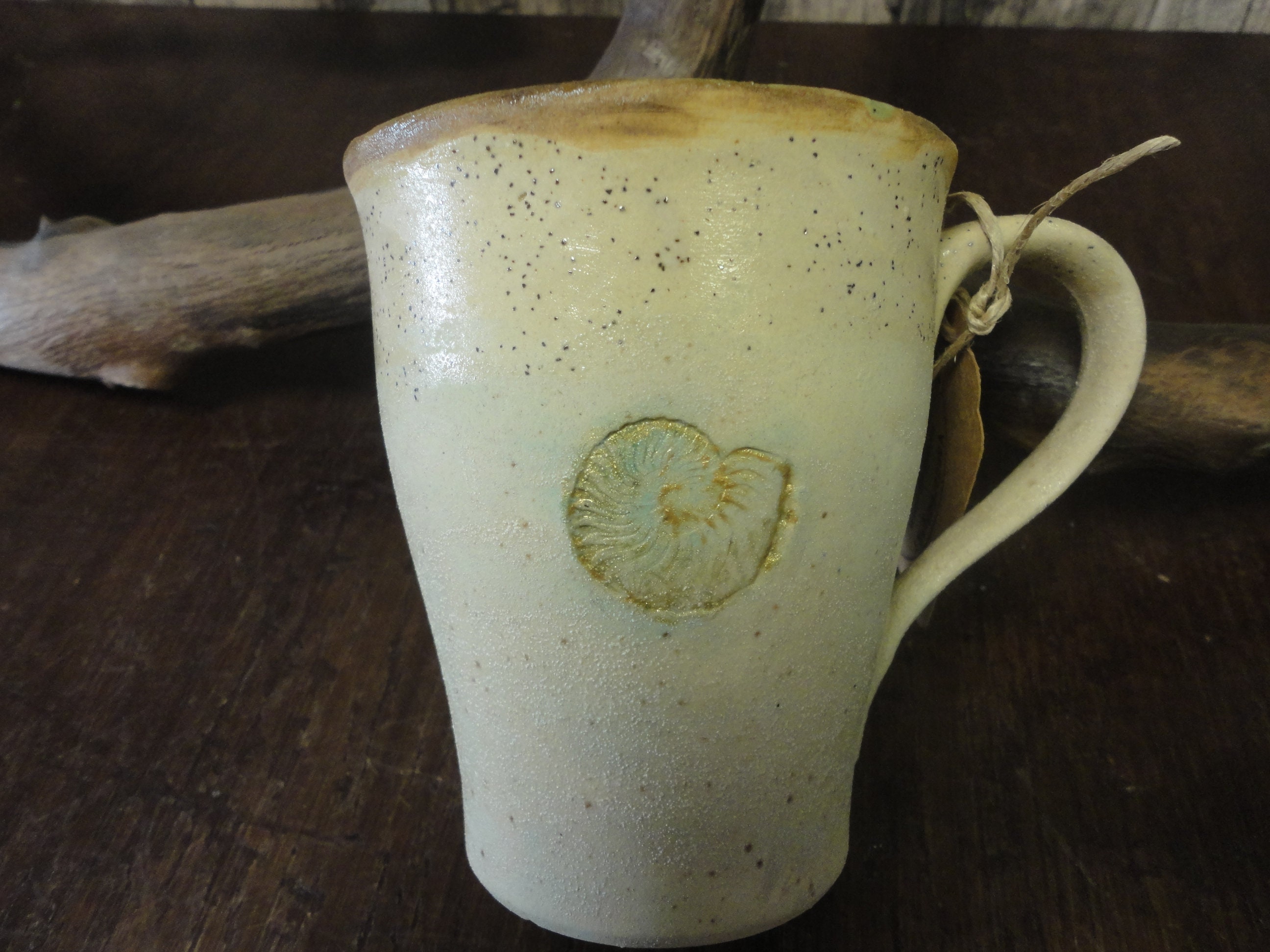 Tassen in verschiedenen Formen und Farben, Kaffeetasse, Teetasse, Tasse ...