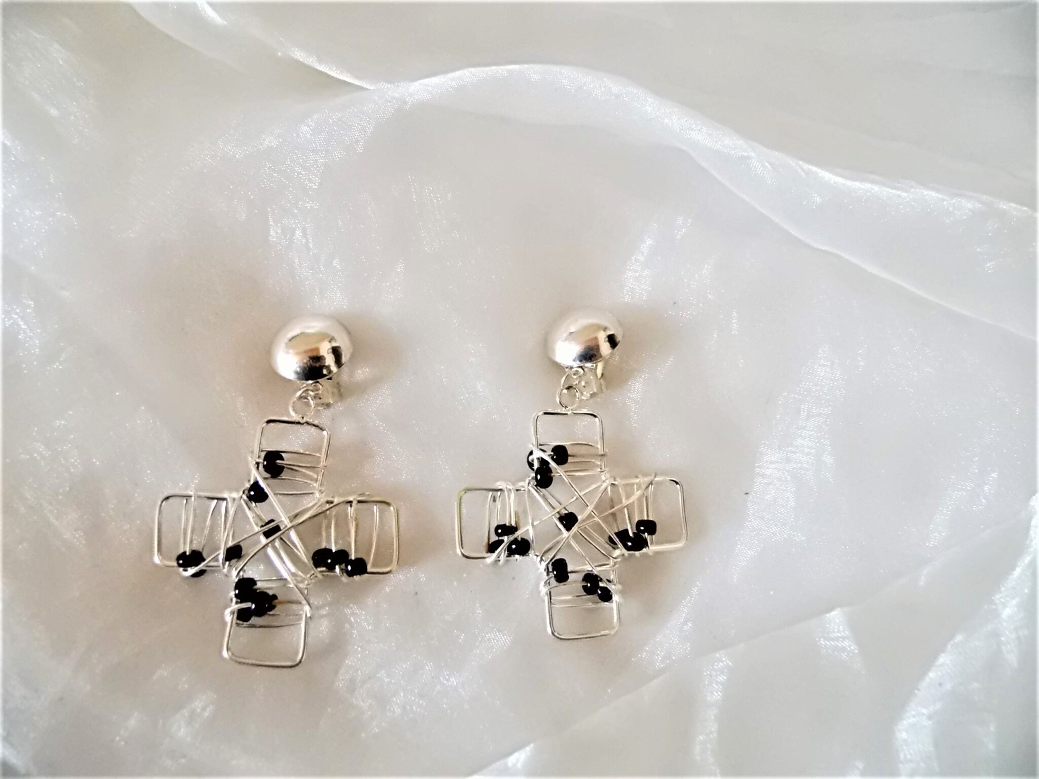 Ear Clips With Black Beadsearrings Silver Wire Ear Clips in - Etsy UK