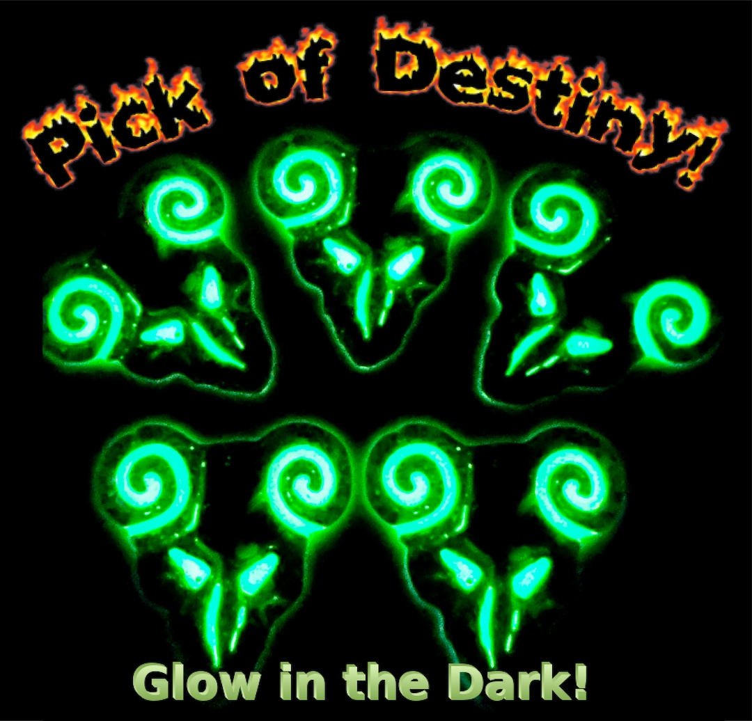 Tenacious D Pick of Destiny Replica – Glow in the Dark Guitar Pick (5 ...