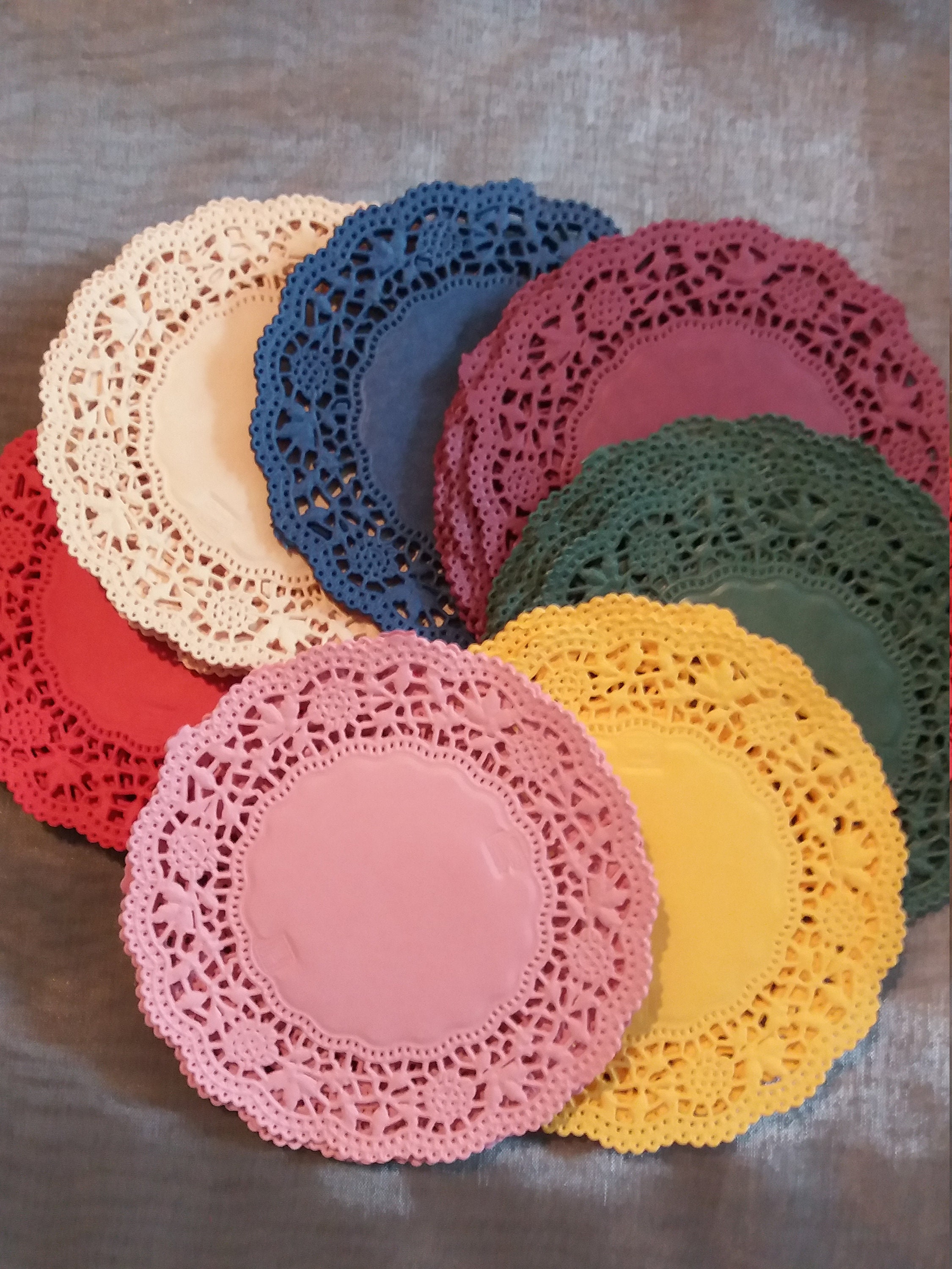 Doilies Colored Cake