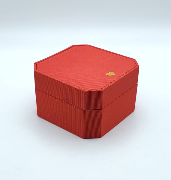 Red Fabric "Snow Globe" Jewelry Box - Gem