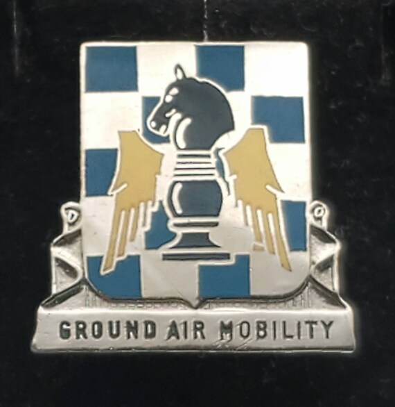 Vintage Army Ground Air Mobility Coat of Arms Lapel Pin - Etsy