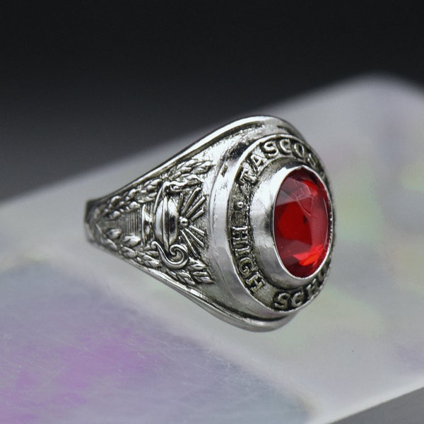Vintage Class Ring - Etsy