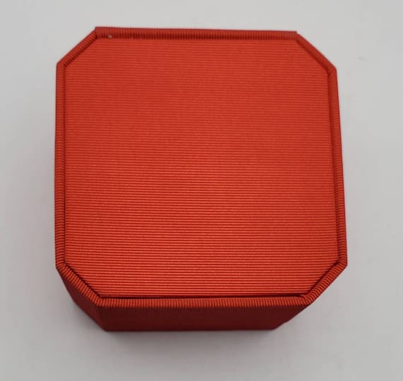 Red Fabric "Snow Globe" Jewelry Box - Gem
