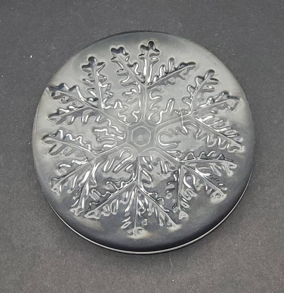 Glass Snowflake Paperweight - Etsy