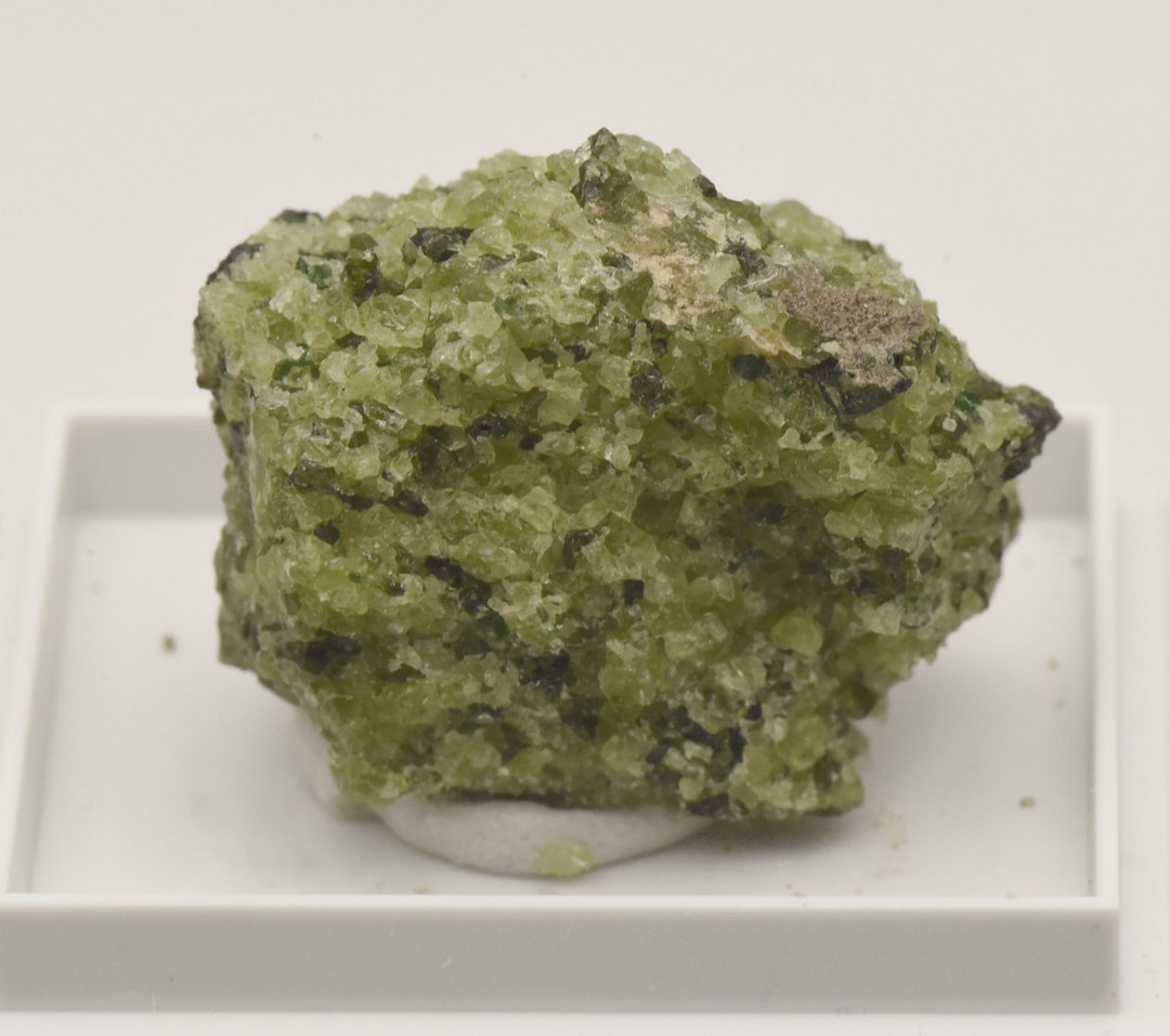 Peridot and Magnetite Thumbnail Mineral Specimen - Canary Islands - Etsy