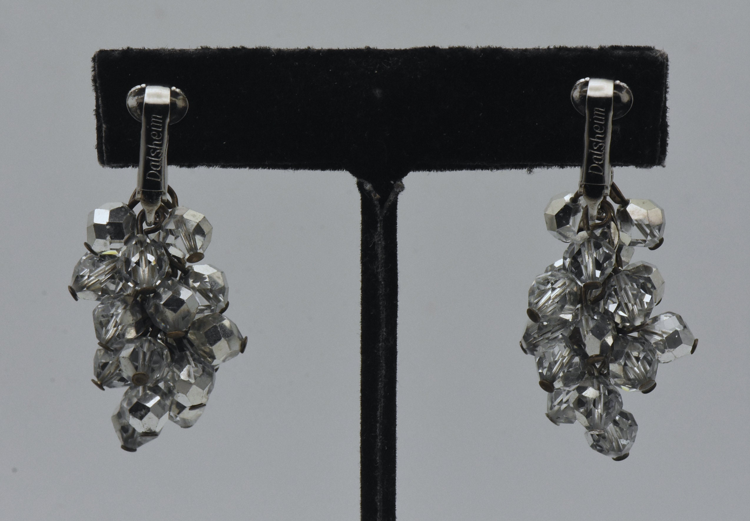 Dalsheim earrings store
