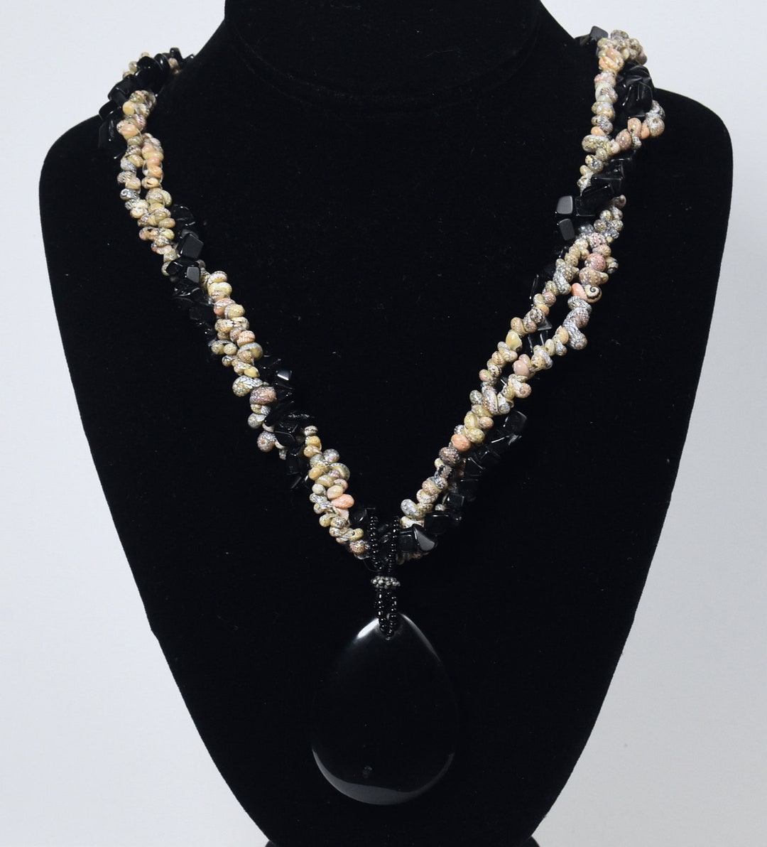 Triple Strand Shell and Black Onyx Necklace With Black Onyx Pendant - Etsy