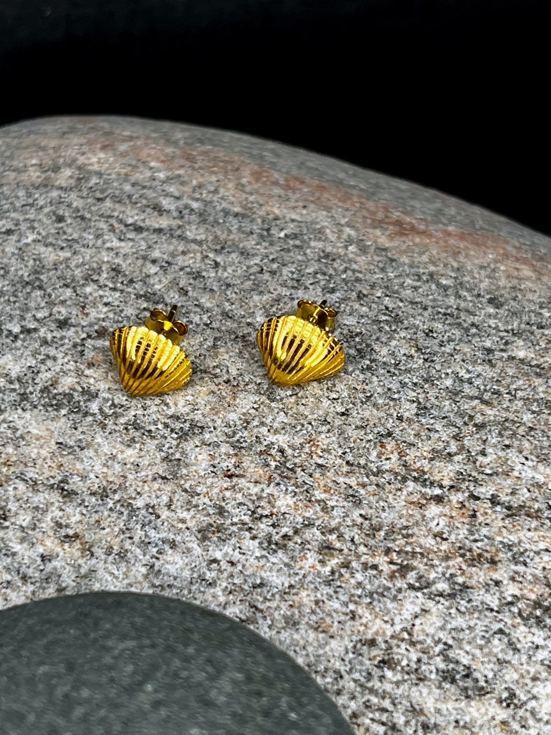 Ebb and Flow Ear Studs Cockle Gold Earrings Shell 18K Gold Plated, Ebb ...