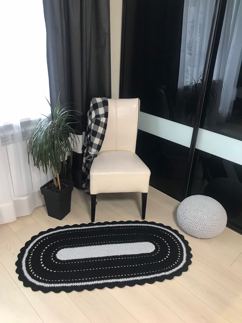 Black oval rug Crochet oval rug Oval carpet Small area rug | Etsy