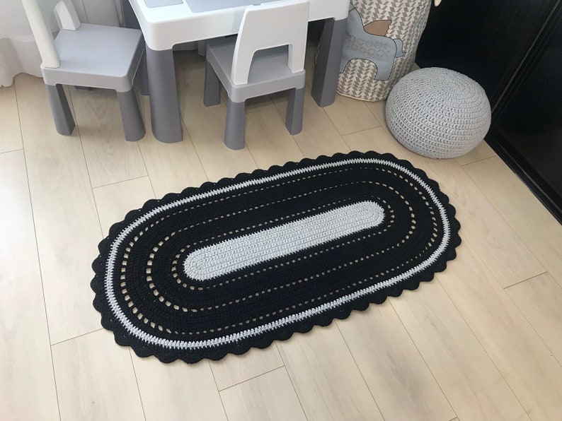 Black oval rug Crochet oval rug Oval carpet Small area rug | Etsy