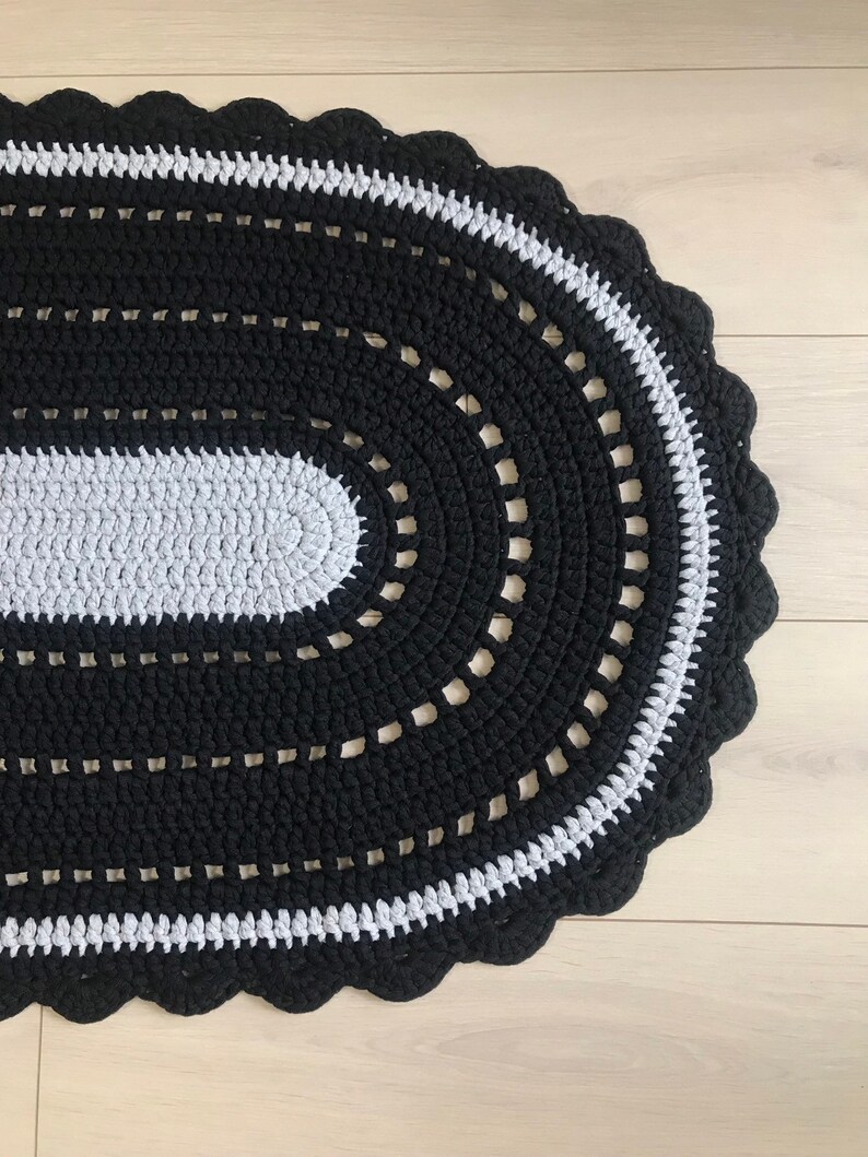 Black oval rug Crochet oval rug Oval carpet Small area rug | Etsy