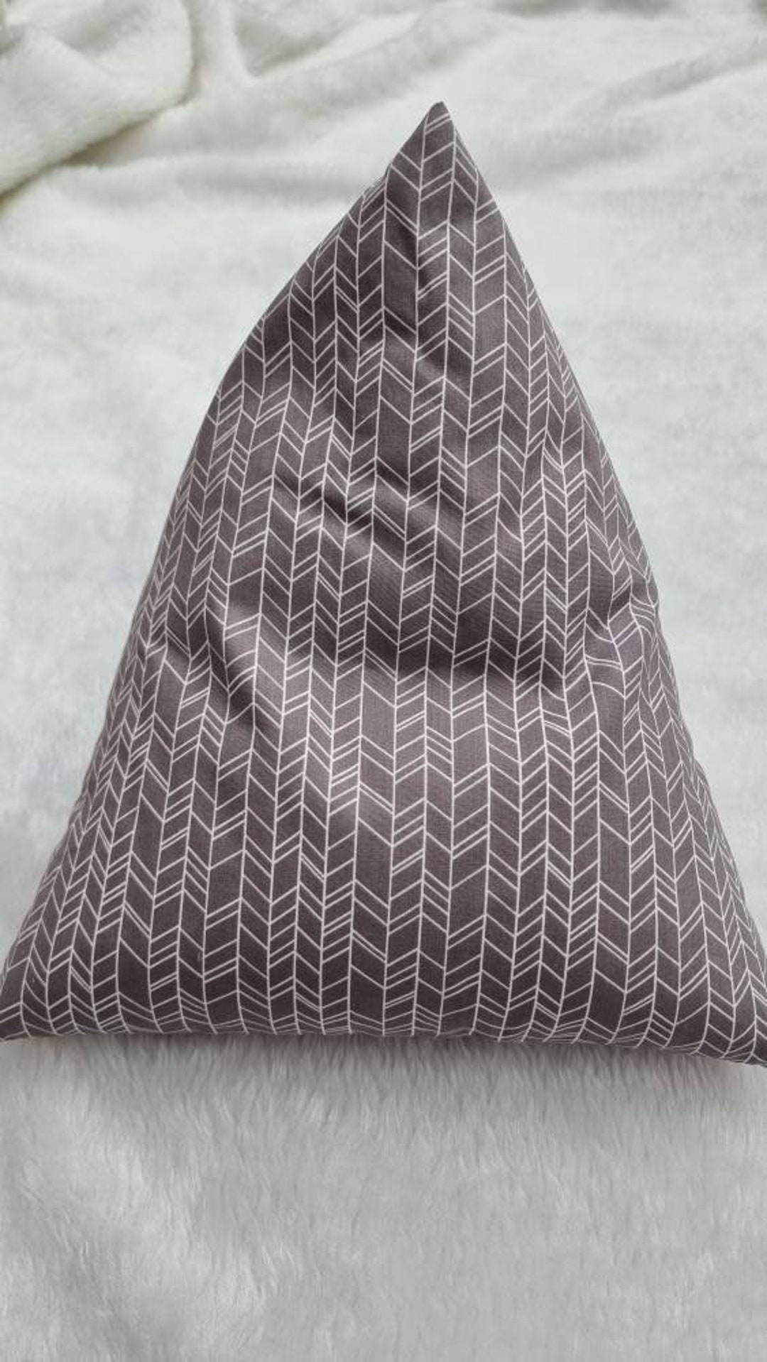 Pyramid Pillow Tablet Pillow Book Pillow Reading Pillow Lines for ...