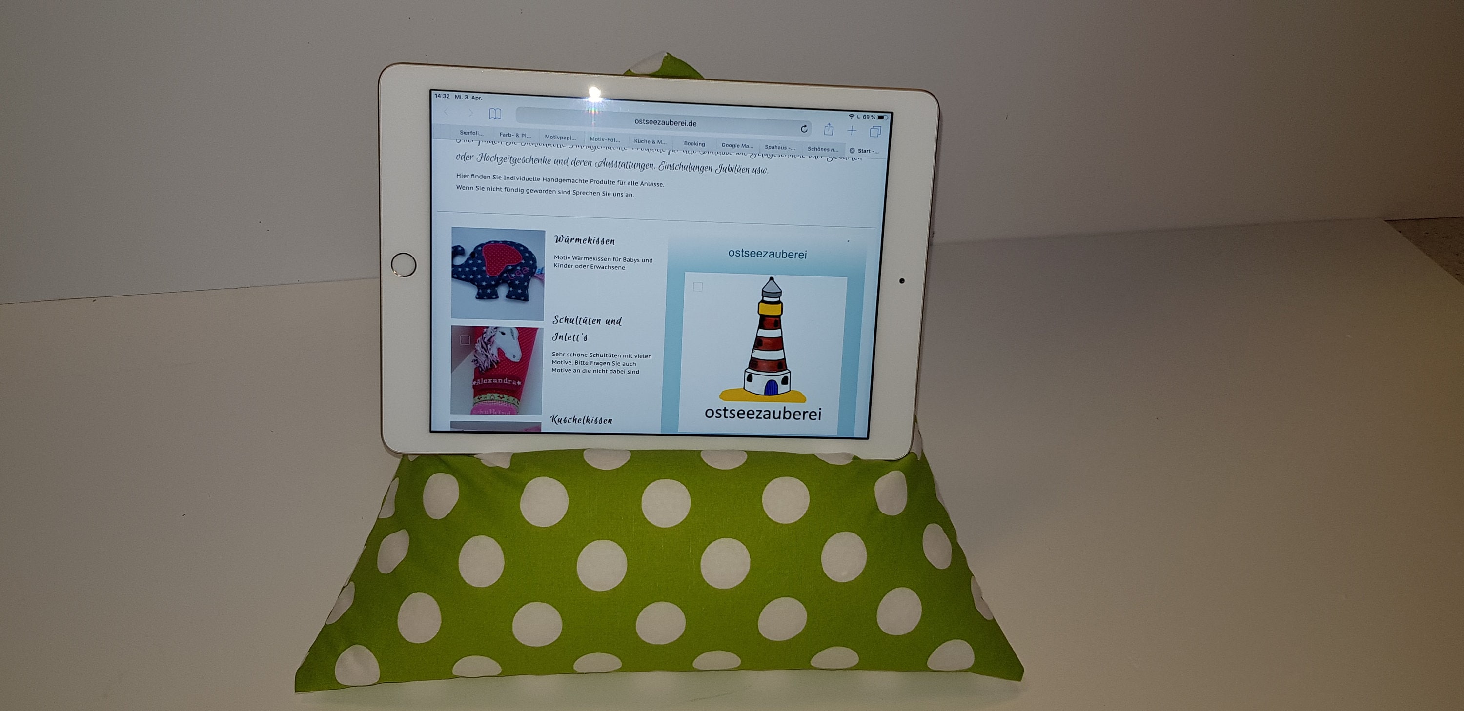 Pyramid Pillow Tablet Pillow Book Cushion Reading Pad Points - Etsy UK