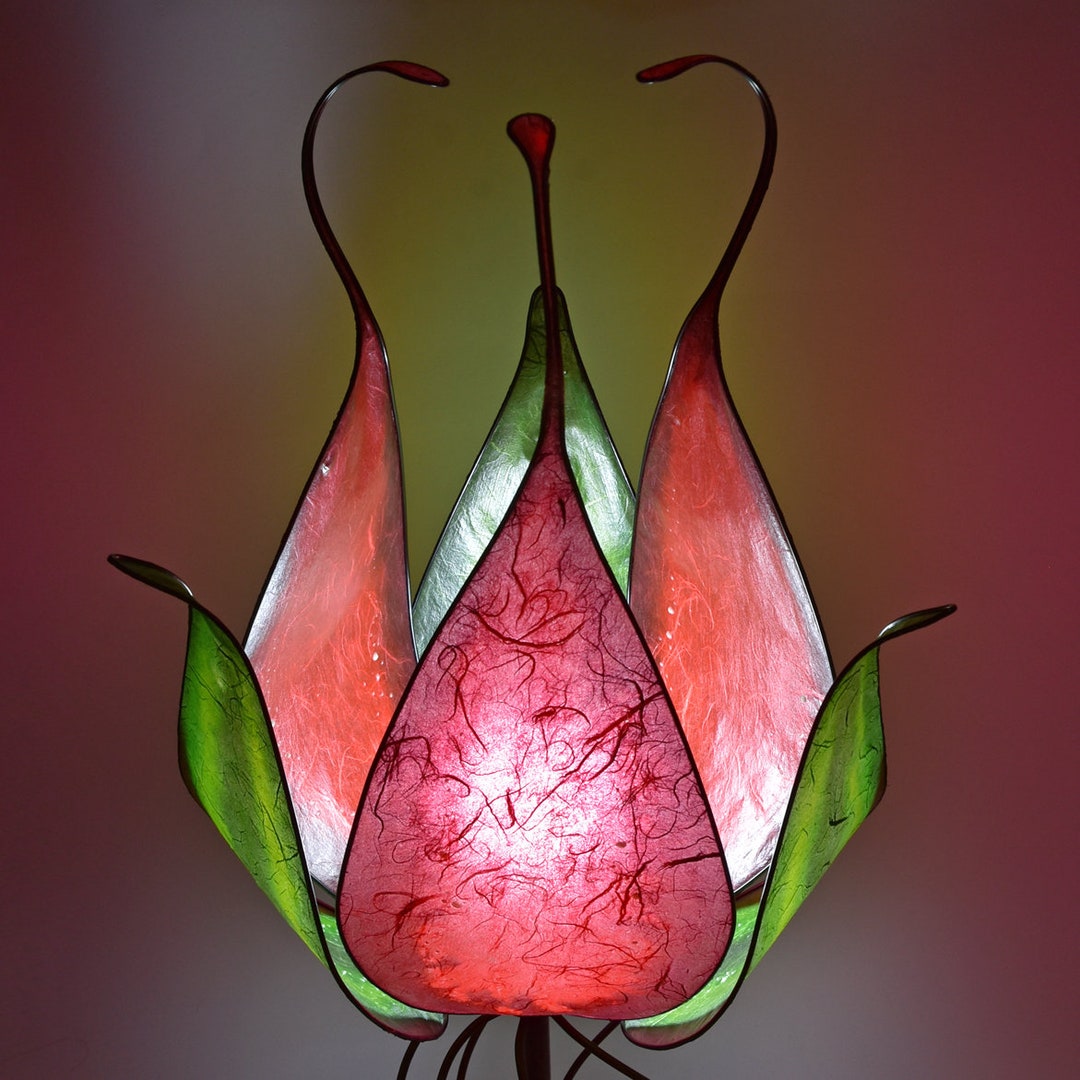 Paper Flower Lampshade in Red and Green for Ceiling, Table or Floor ...