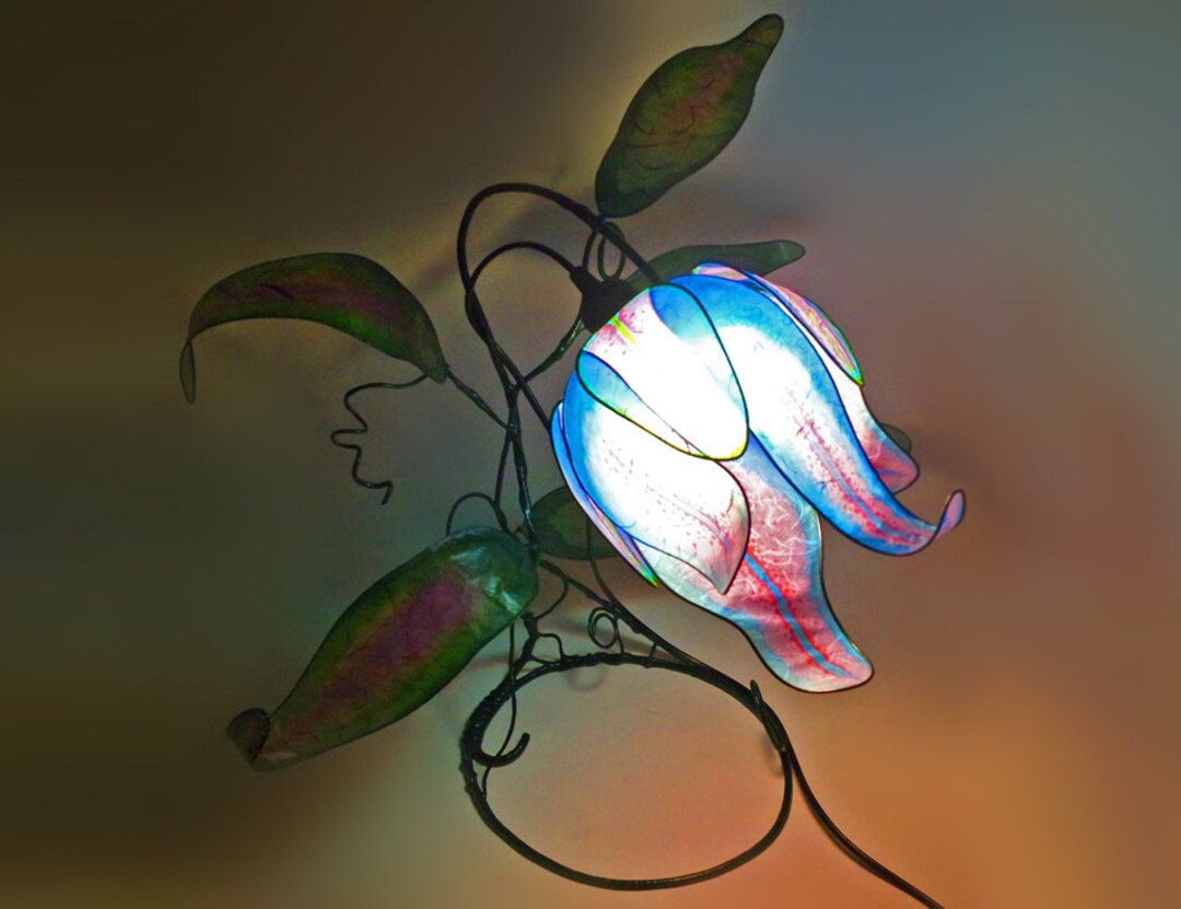 Sculptural Desk Light Set With Flower Lampshade and Lamp Stand ...