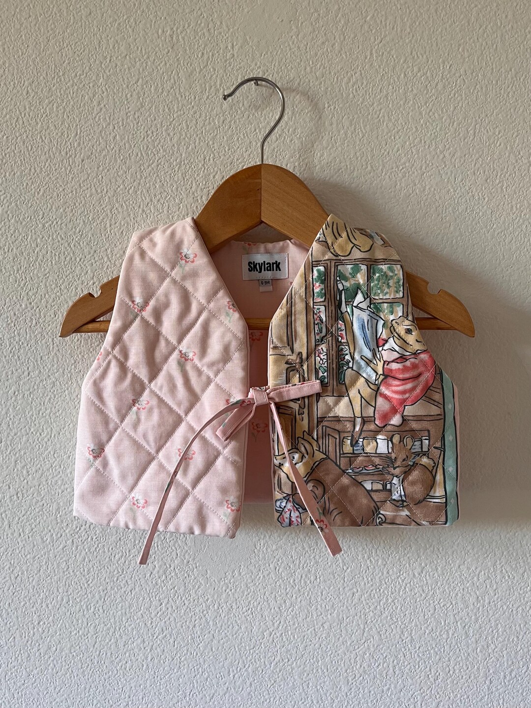 Beatrix Potter the Tale of Peter Rabbit Quilted Baby Vest Size 6-9 ...