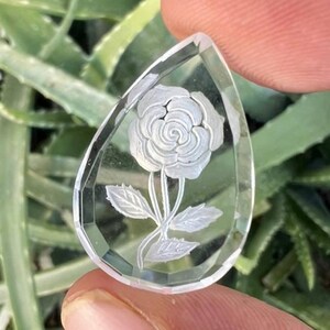 Best Intaglio Carving Art in Rock Crystal Rose Hand Crafted Faceted ...