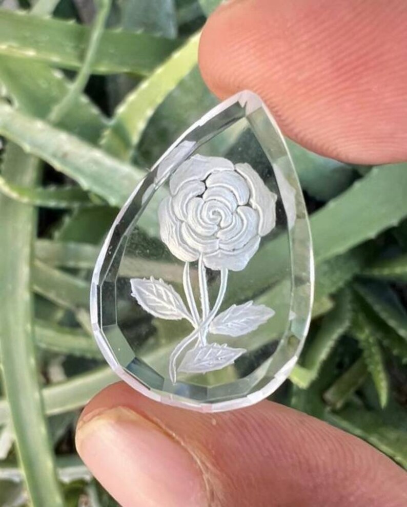 Best Intaglio Carving Art in Rock Crystal Rose Hand Crafted Faceted ...