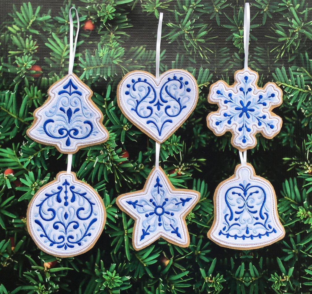 Set of 6 Embroidered Blue Delft Christmas Ornaments or Gift Tags - Etsy