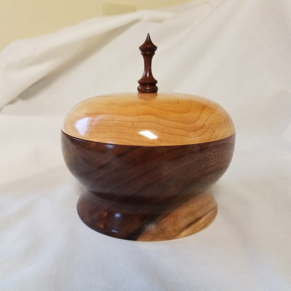 Walnut Bowl With Maple Lid and Walnut Finial | Etsy