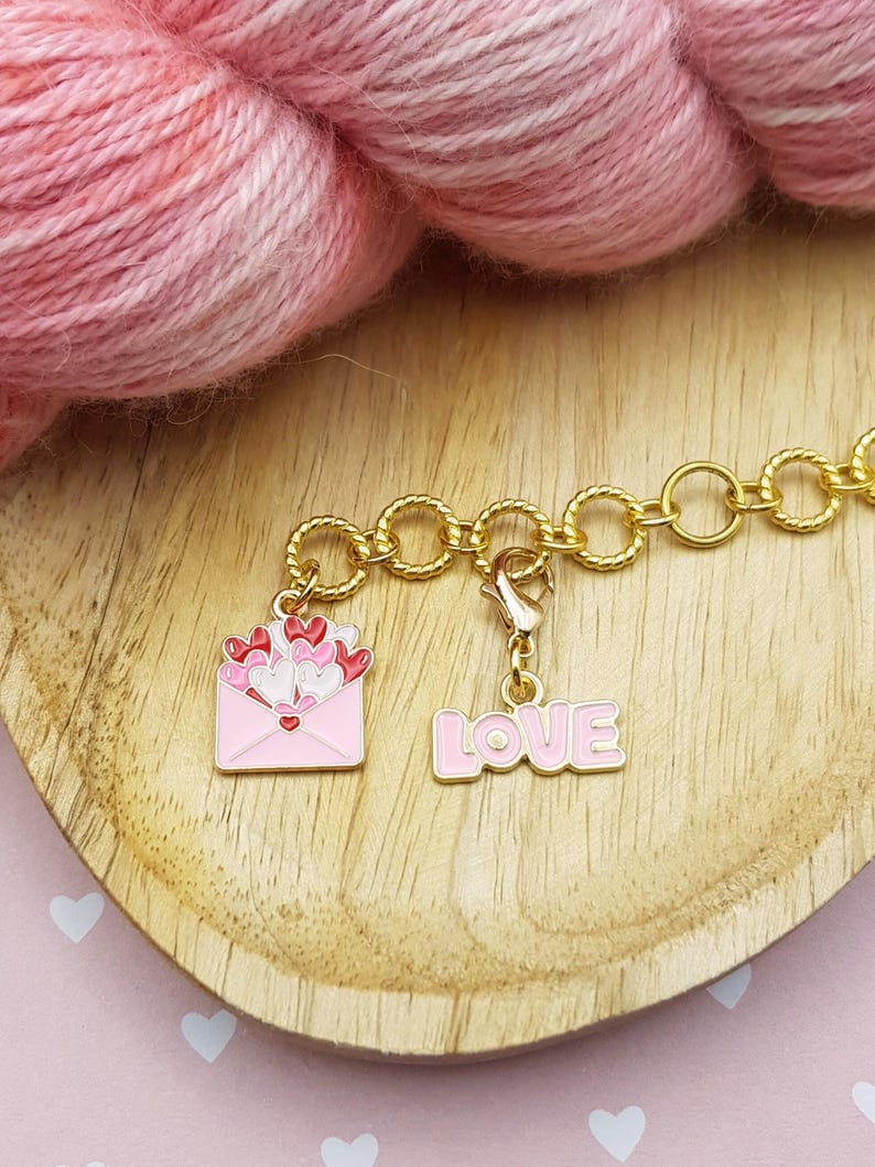 Handmade Hearts Knitting Row Counter - Row Counter, Stitch Markers ...