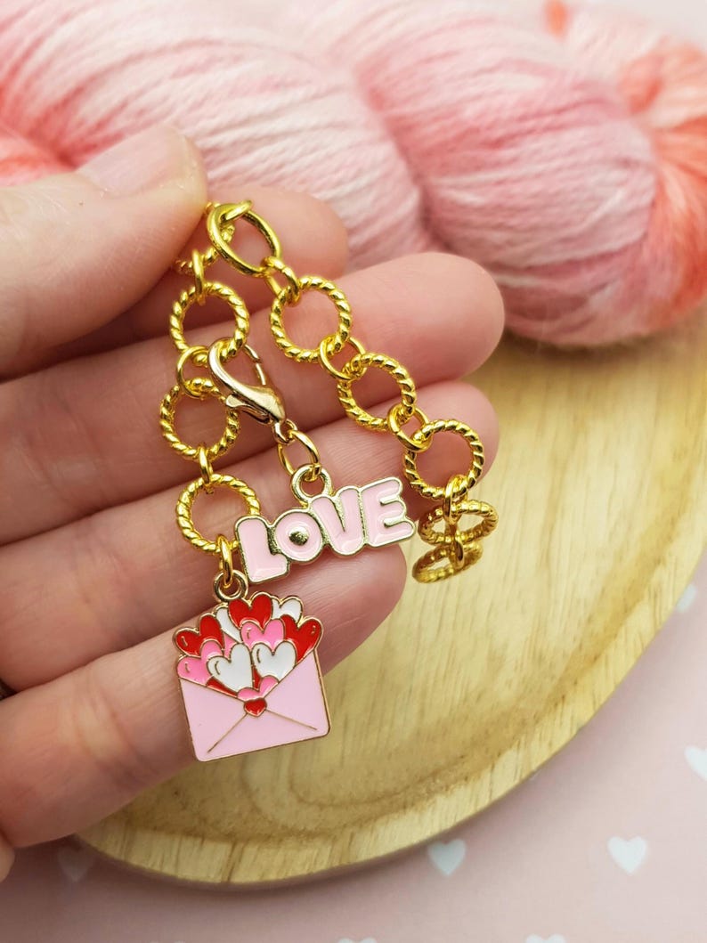 Handmade Hearts Knitting Row Counter - Row Counter, Stitch Markers ...