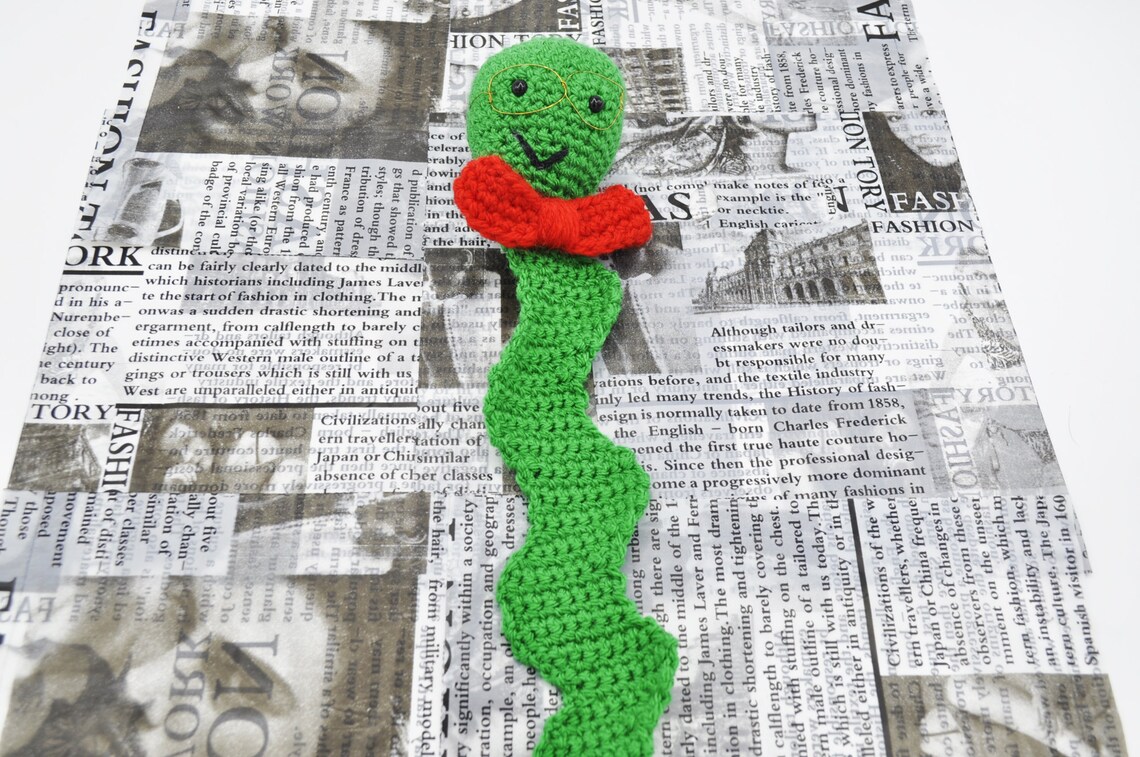 Bookworm Crochet Bookmark Book Lover Gift - Etsy