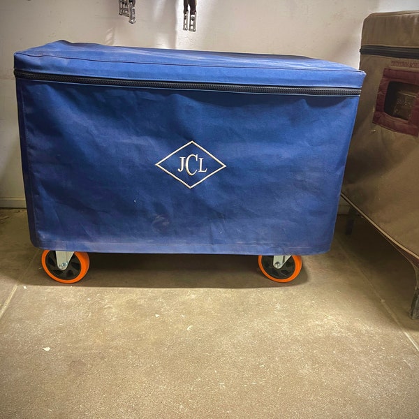 Husky Tack Trunk Cover - Etsy