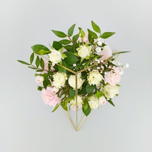 Pyramid Wedding Centerpiece, Geometric Table Decor, Table Number Holder ...