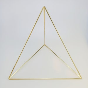 Pyramid Wedding Centerpiece, Geometric Table Decor, Table Number Holder ...
