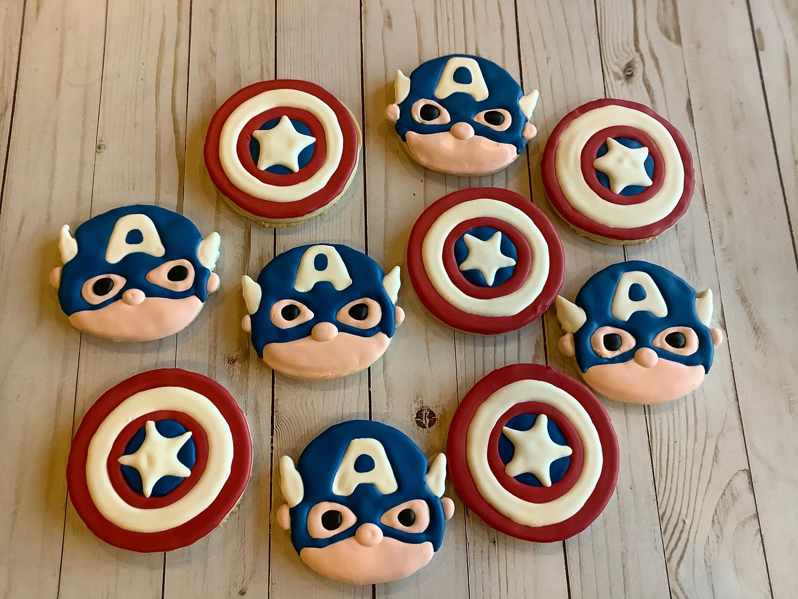 Captain America & Shield Inspired Cookies - Etsy