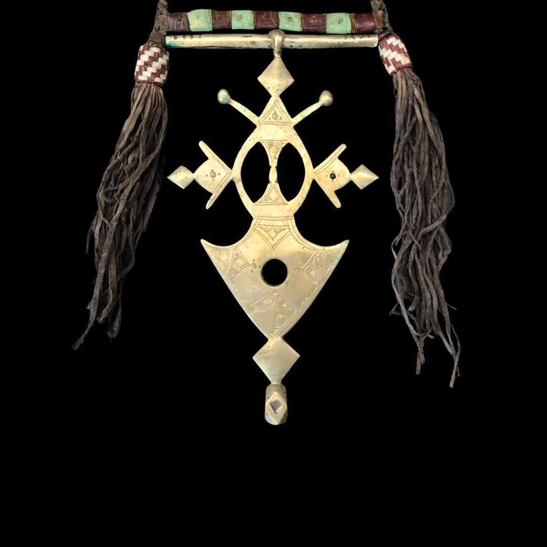 Large Vintage Tuareg Pendant | AGADEZ | Berber Jewelry - Etsy