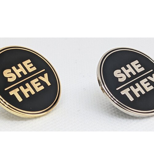 She Her Pronoun Pin Silver or Gold 1-inch Round Hard Enamel - Etsy