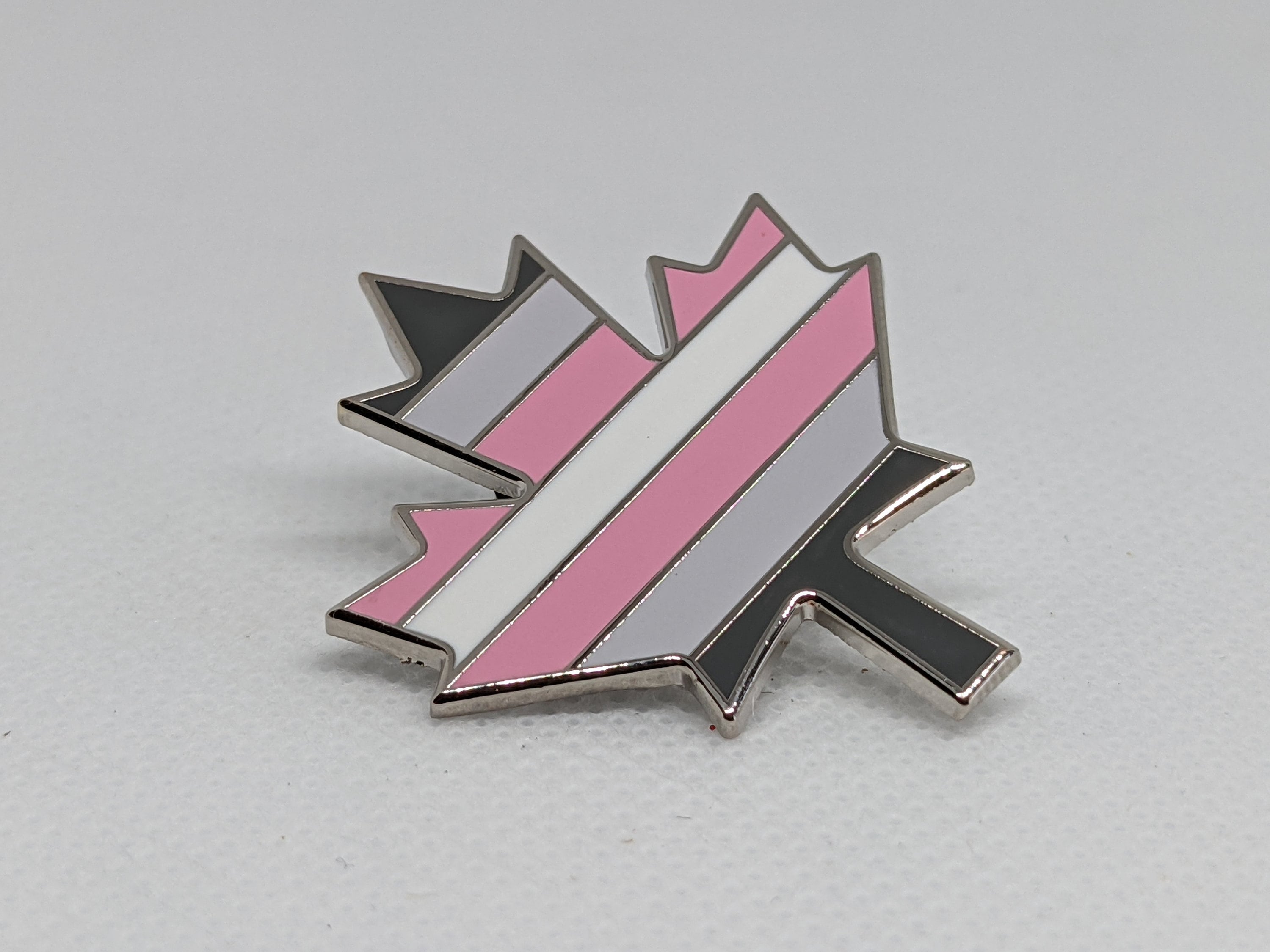 Demigirl Pride Canadian Maple Leaf Hard Enamel Pin in Demigirl - Etsy