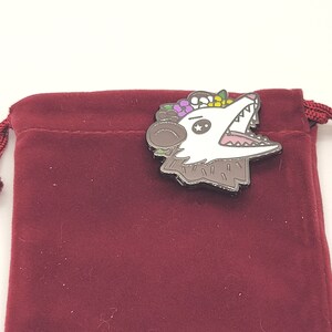 Non-binary Pride Possum in Flower Crown Screams in Gay Enby Trash ...