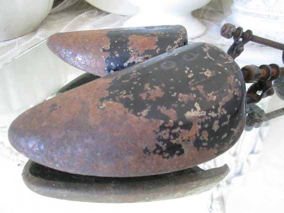 RARE! VINTAGE pair of antique USA shoe trees metal pa… - Gem