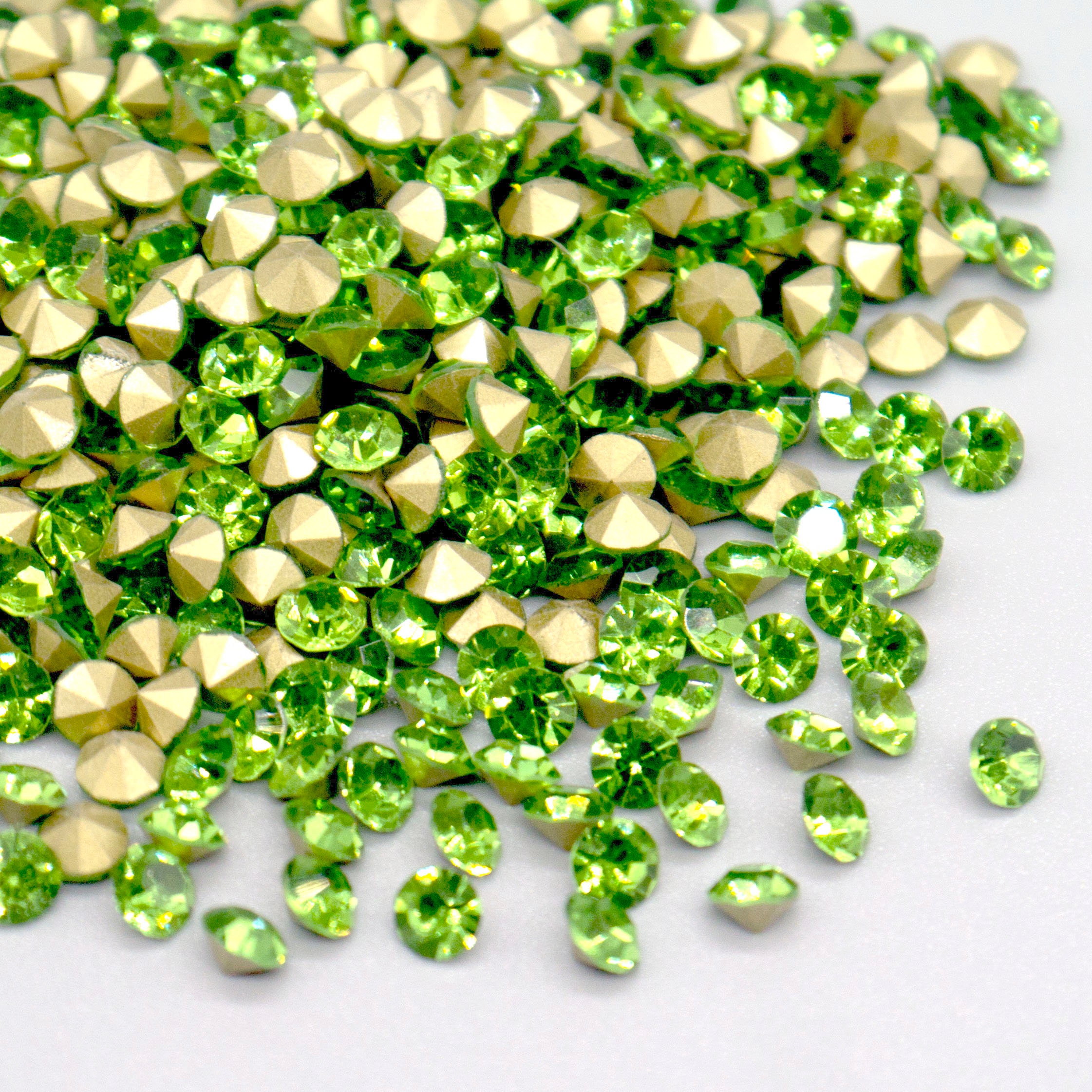 Peridot Chatons Pointed Back Rhinestones Glass Crystal Loose - Etsy