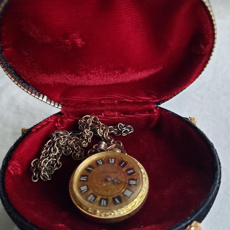 Pocketwatch Necklace - Etsy