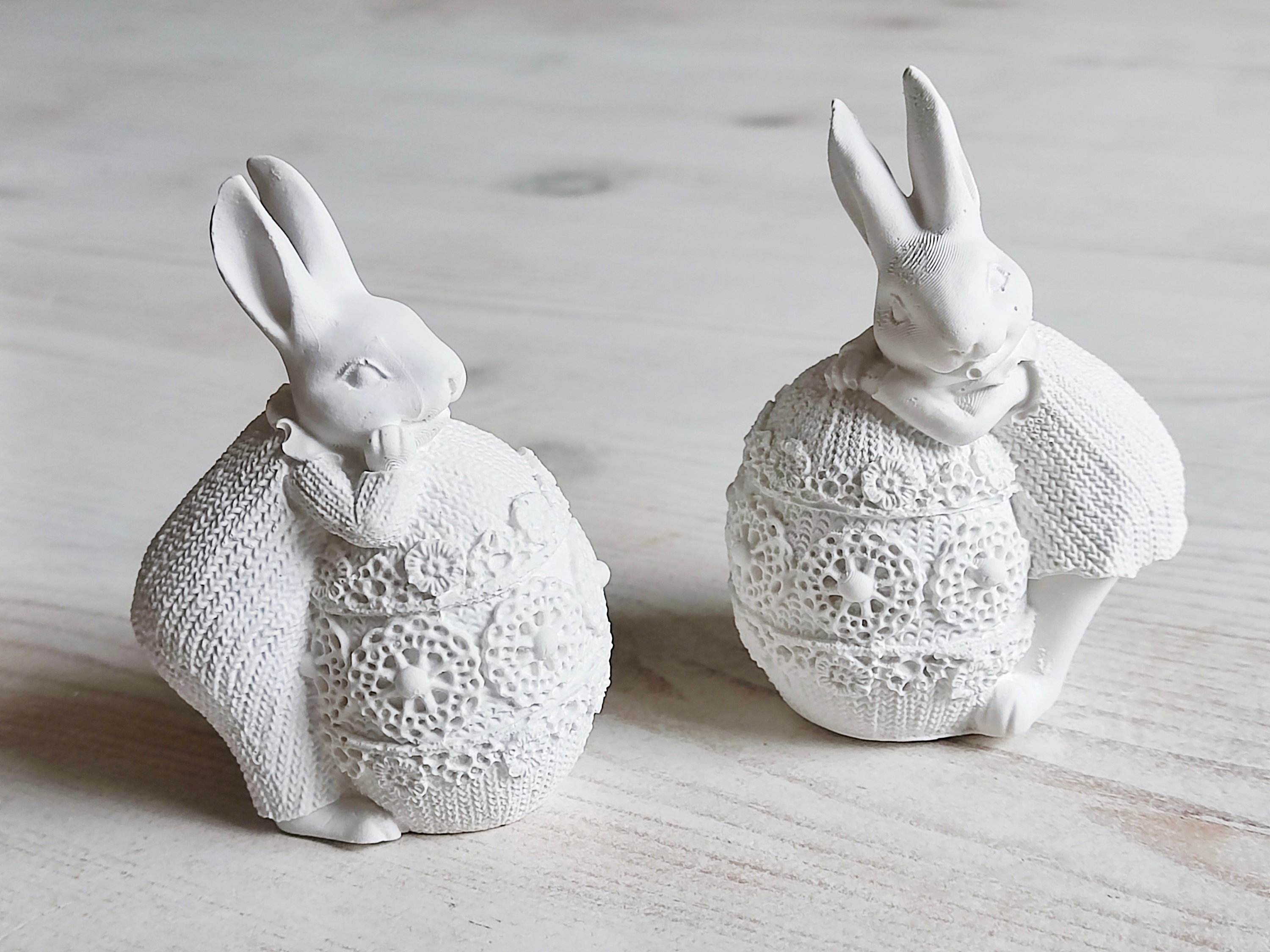 Easter Bunnies Easter Eggs Candle Plate Ceramic Raysin/ Nostalgic ...