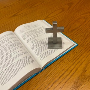 Standing Metal Cross, Minimalist Small Desk Cross, Cross on Stand ...